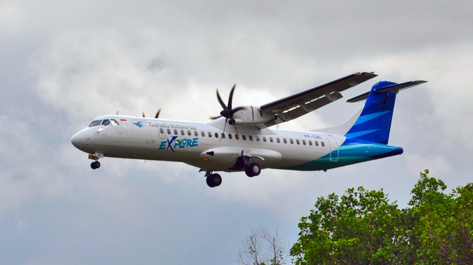 Garuda CRJ-1000 & ATR 72s Back to Lessors | Bali Discovery