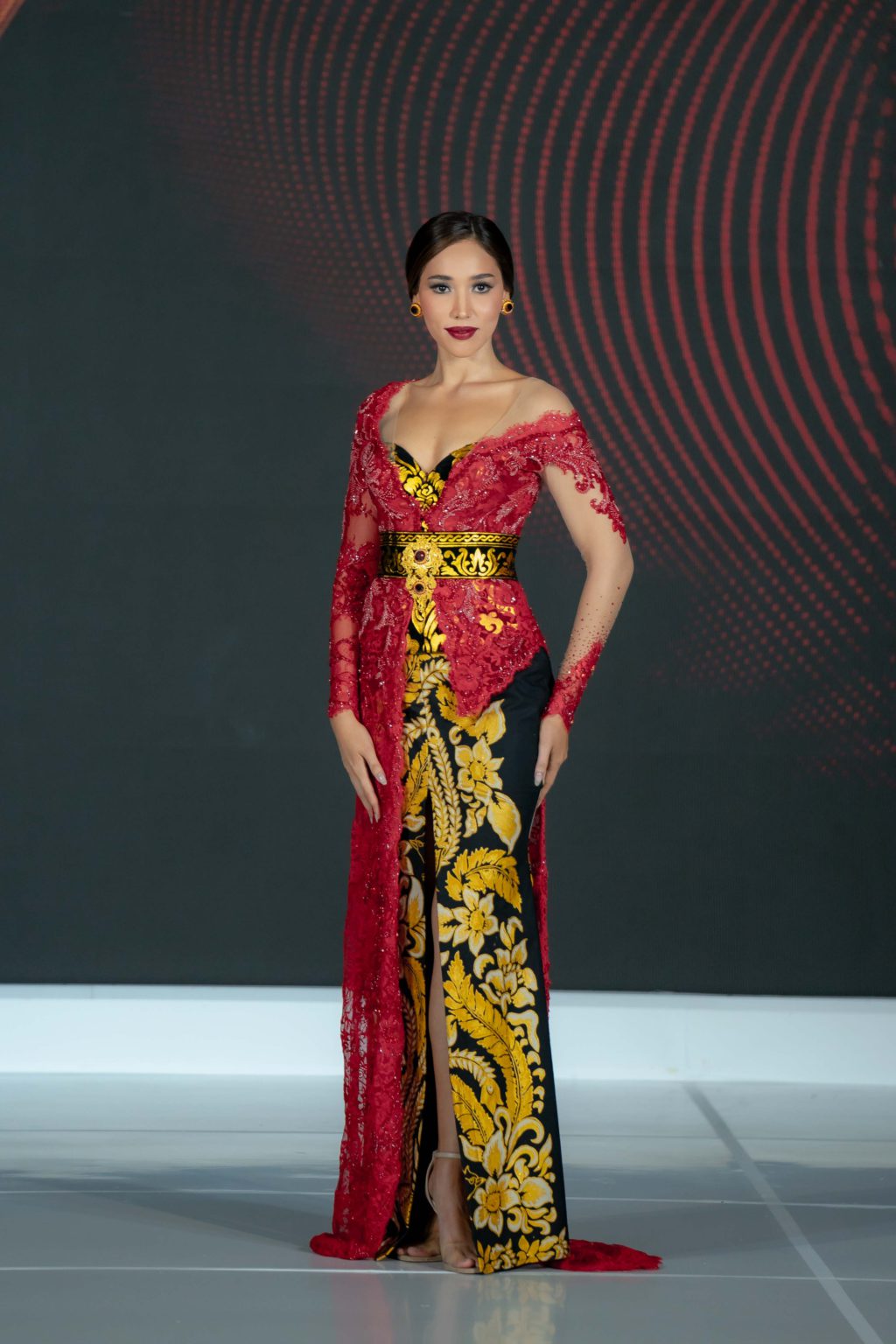Laksmi DeNeefe-Suardana to Miss Universe | Bali Discovery
